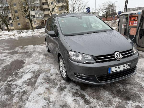 Grey Volkswagen Sharan 2016 in Vilnius, with an engine capacity of 1.97 L and mileage of 230 thousand km for 13500 €, photo 6 on AUTOMOTO.COM.LV