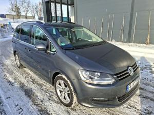 Grey Volkswagen Sharan 2016 in Vilnius, with an engine capacity of 2.00 L and mileage of 269 thousand km for 9550 €, photo 9 on AUTOMOTO.COM.LV