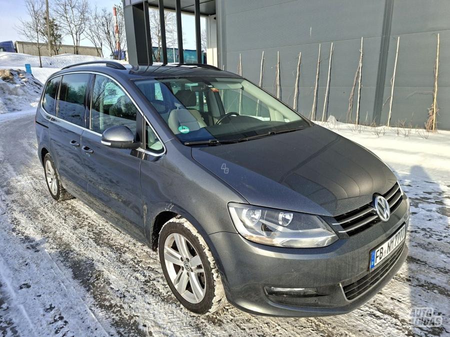 Grey Volkswagen Sharan 2016 in Vilnius, with an engine capacity of 2.00 L and mileage of 269 thousand km for 9550 €, photo 9 on AUTOMOTO.COM.LV