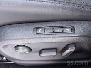 Grey Volkswagen Sharan 2016 in Liepaja, with an engine capacity of 2.00 L and mileage of 195 thousand km for 19999 €, photo 8 on AUTOMOTO.COM.LV