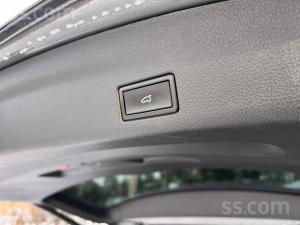 Grey Volkswagen Sharan 2016 in Liepaja, with an engine capacity of 2.00 L and mileage of 195 thousand km for 19999 €, photo 13 on AUTOMOTO.COM.LV