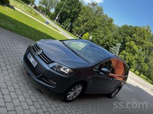 Pelēks Volkswagen Sharan 2016 Liepāja, ar dzinēja tilpumu 2.00 L un nobraukumu 197 tūkst. km par 17990 €, foto 3 vietnē AUTOMOTO.COM.LV