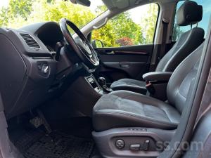 Pelēks Volkswagen Sharan 2016 Liepāja, ar dzinēja tilpumu 2.00 L un nobraukumu 197 tūkst. km par 17990 €, foto 7 vietnē AUTOMOTO.COM.LV