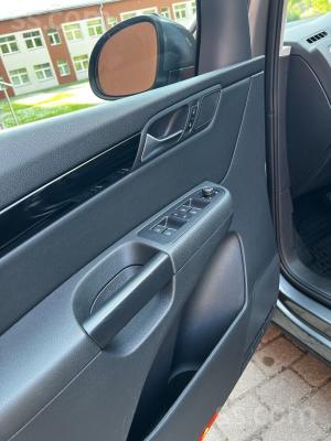 Pelēks Volkswagen Sharan 2016 Liepāja, ar dzinēja tilpumu 2.00 L un nobraukumu 197 tūkst. km par 17990 €, foto 8 vietnē AUTOMOTO.COM.LV