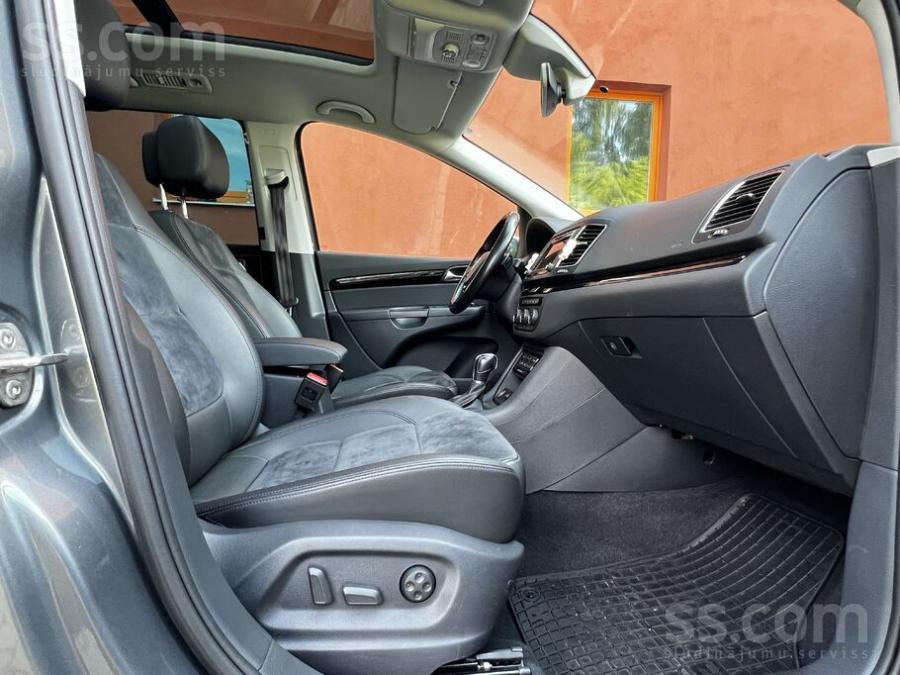 Pelēks Volkswagen Sharan 2016 Liepāja, ar dzinēja tilpumu 2.00 L un nobraukumu 197 tūkst. km par 17990 €, foto 13 vietnē AUTOMOTO.COM.LV