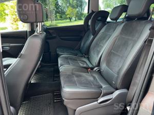 Pelēks Volkswagen Sharan 2016 Liepāja, ar dzinēja tilpumu 2.00 L un nobraukumu 197 tūkst. km par 17990 €, foto 15 vietnē AUTOMOTO.COM.LV