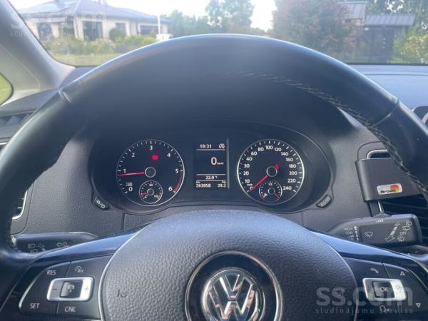 Grey Volkswagen Sharan 2016 in Riga, with an engine capacity of 2.00 L and mileage of 265 thousand km for 7850 €, photo 6 on AUTOMOTO.COM.LV
