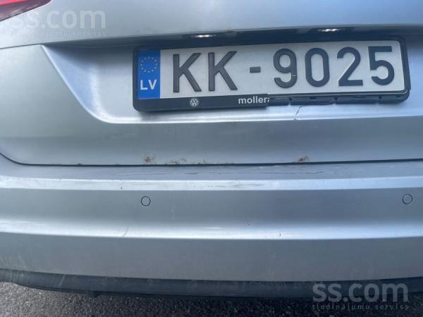 Grey Volkswagen Sharan 2016 in Riga, with an engine capacity of 2.00 L and mileage of 265 thousand km for 7850 €, photo 8 on AUTOMOTO.COM.LV