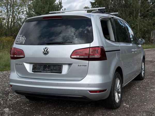 Volkswagen Sharan 2016 Ukmergė vietnē Pelēks Volkswagen Sharan 2016 Ukmergė, ar dzinēja tilpumu 1.97 L un nobraukumu 233 tūkst. km par 3900 €, foto 5 vietnē AUTOMOTO.COM.LV