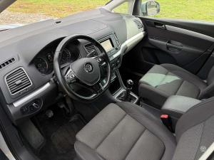 Pelēks Volkswagen Sharan 2016 Ukmergė, ar dzinēja tilpumu 1.97 L un nobraukumu 233 tūkst. km par 3900 €, foto 11 vietnē AUTOMOTO.COM.LV