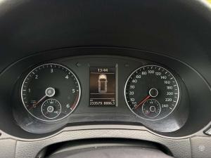 Pelēks Volkswagen Sharan 2016 Ukmergė, ar dzinēja tilpumu 1.97 L un nobraukumu 233 tūkst. km par 3900 €, foto 13 vietnē AUTOMOTO.COM.LV