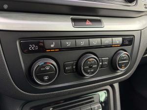 Pelēks Volkswagen Sharan 2016 Ukmergė, ar dzinēja tilpumu 1.97 L un nobraukumu 233 tūkst. km par 3900 €, foto 14 vietnē AUTOMOTO.COM.LV