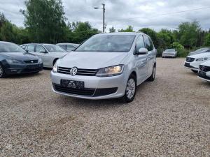 Grey Volkswagen Sharan 2017 in Ukmerge, with an engine capacity of 2.00 L and mileage of 294 thousand km for 10750 €, photo  on AUTOMOTO.COM.LV