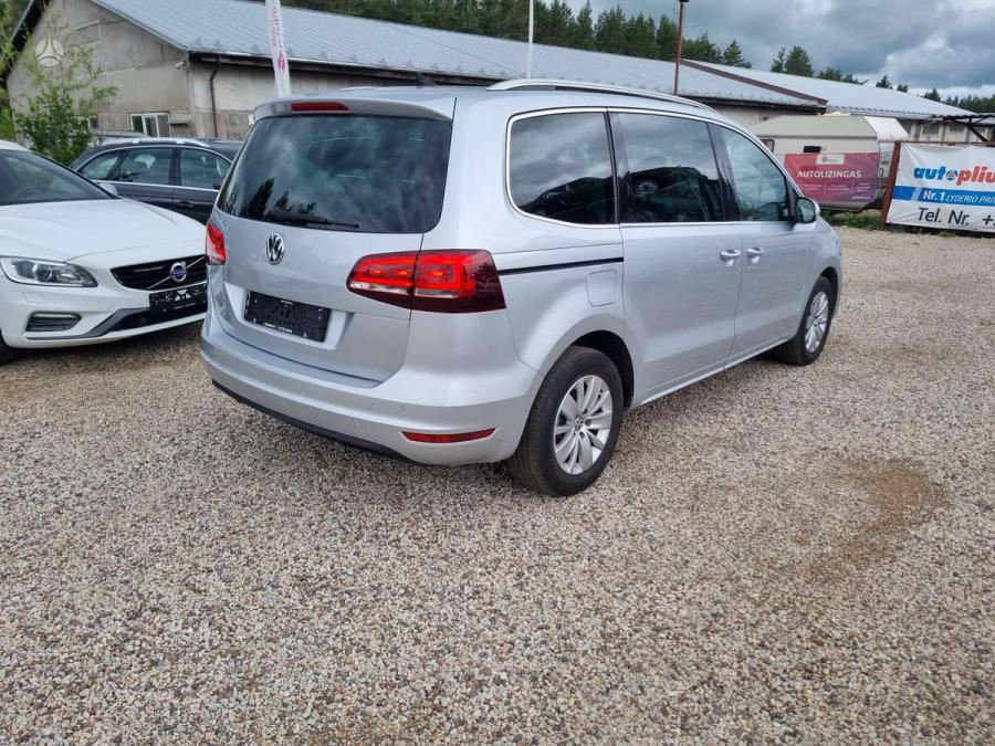 Pelēks Volkswagen Sharan 2017 Ukmergė, ar dzinēja tilpumu 2.00 L un nobraukumu 294 tūkst. km par 10750 €, foto 8 vietnē AUTOMOTO.COM.LV