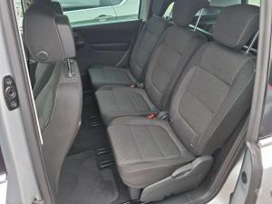 Pelēks Volkswagen Sharan 2017 Ukmergė, ar dzinēja tilpumu 2.00 L un nobraukumu 294 tūkst. km par 10750 €, foto 13 vietnē AUTOMOTO.COM.LV