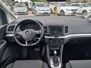 Pelēks Volkswagen Sharan 2017 Ukmergė, ar dzinēja tilpumu 2.00 L un nobraukumu 294 tūkst. km par 10750 €, foto 15 vietnē AUTOMOTO.COM.LV