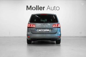 Grey Volkswagen Sharan 2017 in Vilnius, with an engine capacity of 2.00 L and mileage of 260 thousand km for 13900 €, photo 7 on AUTOMOTO.COM.LV