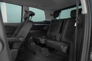 Grey Volkswagen Sharan 2017 in Vilnius, with an engine capacity of 2.00 L and mileage of 260 thousand km for 13900 €, photo 18 on AUTOMOTO.COM.LV