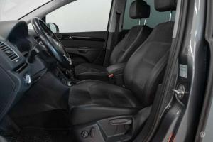 Pelēks Volkswagen Sharan 2017 Viļņa, ar dzinēja tilpumu 2.00 L un nobraukumu 260 tūkst. km par 13700 €, foto 8 vietnē AUTOMOTO.COM.LV