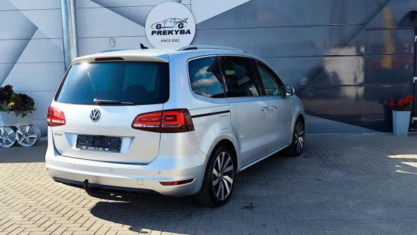Grey Volkswagen Sharan 2018 in Kaunas, with an engine capacity of 1.97 L and mileage of 157 thousand km for 14950 €, photo 9 on AUTOMOTO.COM.LV