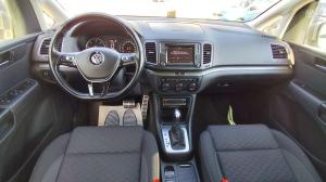 Grey Volkswagen Sharan 2018 in Kaunas, with an engine capacity of 1.97 L and mileage of 157 thousand km for 14950 €, photo 13 on AUTOMOTO.COM.LV