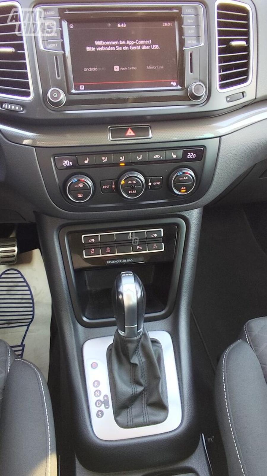 Pelēks Volkswagen Sharan 2018 Ramučiai, ar dzinēja tilpumu 2.00 L un nobraukumu 157 tūkst. km par 14450 €, foto 15 vietnē AUTOMOTO.COM.LV