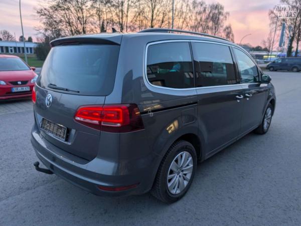 Grey Volkswagen Sharan 2019 in Kaunas, with an engine capacity of 1.40 L and mileage of 72 thousand km for 24450 €, photo 4 on AUTOMOTO.COM.LV