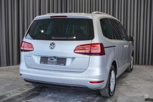 Grey Volkswagen Sharan 2019 in Marijampole, with an engine capacity of 1.97 L and mileage of 300 thousand km for 13650 €, photo 12 on AUTOMOTO.COM.LV