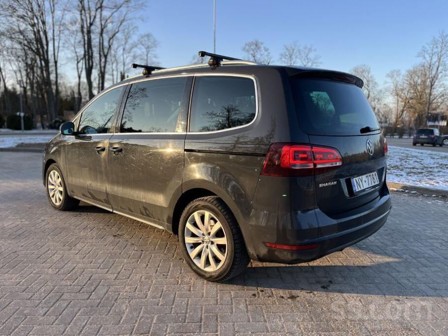 Pelēks Volkswagen Sharan 2019 Rīga, ar dzinēja tilpumu 2.00 L un nobraukumu 203 tūkst. km par 17800 €, foto 4 vietnē AUTOMOTO.COM.LV