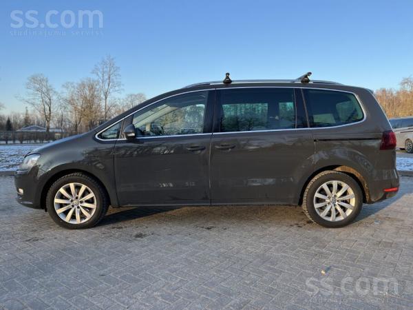 Pelēks Volkswagen Sharan 2019 Rīga, ar dzinēja tilpumu 2.00 L un nobraukumu 203 tūkst. km par 17800 €, foto 6 vietnē AUTOMOTO.COM.LV