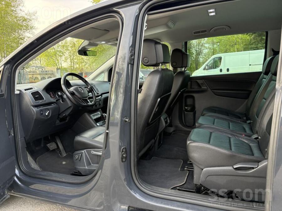 Pelēks Volkswagen Sharan 2019 Rīga, ar dzinēja tilpumu 2.00 L un nobraukumu 208 tūkst. km par 17700 €, foto 11 vietnē AUTOMOTO.COM.LV