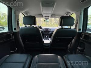 Pelēks Volkswagen Sharan 2019 Rīga, ar dzinēja tilpumu 2.00 L un nobraukumu 208 tūkst. km par 17700 €, foto 13 vietnē AUTOMOTO.COM.LV