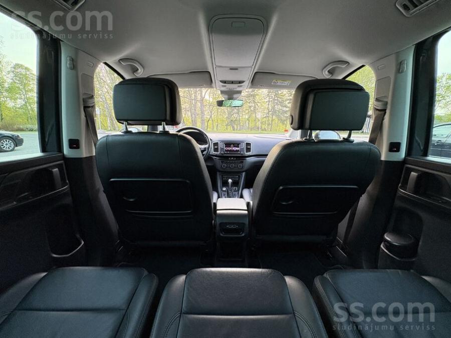 Pelēks Volkswagen Sharan 2019 Rīga, ar dzinēja tilpumu 2.00 L un nobraukumu 208 tūkst. km par 17700 €, foto 13 vietnē AUTOMOTO.COM.LV
