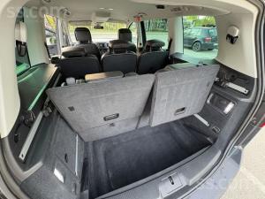 Pelēks Volkswagen Sharan 2019 Rīga, ar dzinēja tilpumu 2.00 L un nobraukumu 208 tūkst. km par 17700 €, foto 19 vietnē AUTOMOTO.COM.LV