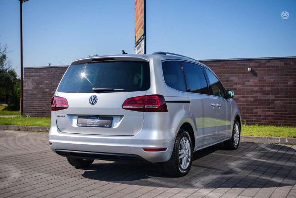 Pelēks Volkswagen Sharan 2019 Marijampole, ar dzinēja tilpumu 1.97 L un nobraukumu 300 tūkst. km par 11950 €, foto 9 vietnē AUTOMOTO.COM.LV
