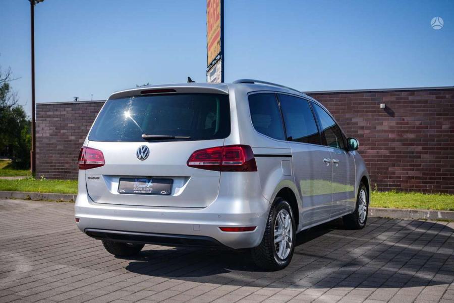 Pelēks Volkswagen Sharan 2019 Marijampole, ar dzinēja tilpumu 1.97 L un nobraukumu 300 tūkst. km par 11950 €, foto 9 vietnē AUTOMOTO.COM.LV