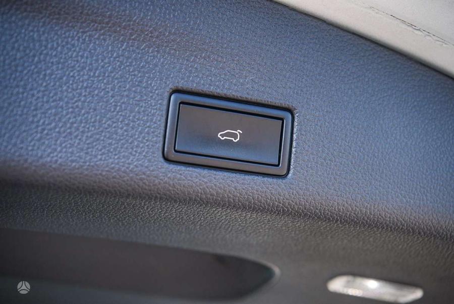 Pelēks Volkswagen Sharan 2019 Marijampole, ar dzinēja tilpumu 1.97 L un nobraukumu 300 tūkst. km par 11950 €, foto 12 vietnē AUTOMOTO.COM.LV