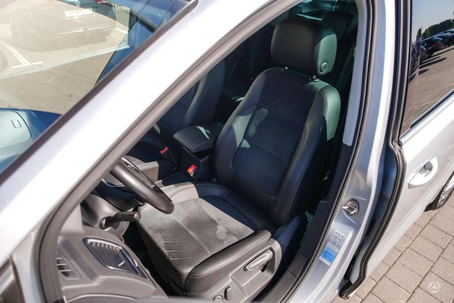 Pelēks Volkswagen Sharan 2019 Marijampole, ar dzinēja tilpumu 1.97 L un nobraukumu 300 tūkst. km par 11950 €, foto 26 vietnē AUTOMOTO.COM.LV