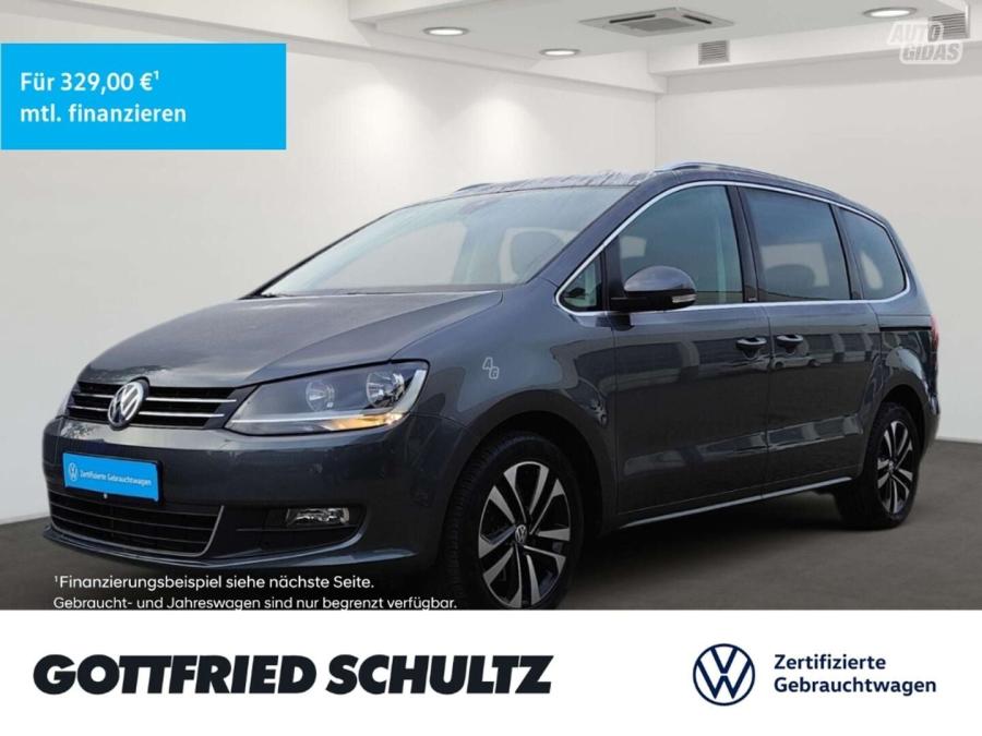 Pelēks Volkswagen Sharan 2021 Kauņa, ar dzinēja tilpumu 1.40 L un nobraukumu 45 tūkst. km par 32443 €, foto 1 vietnē AUTOMOTO.COM.LV
