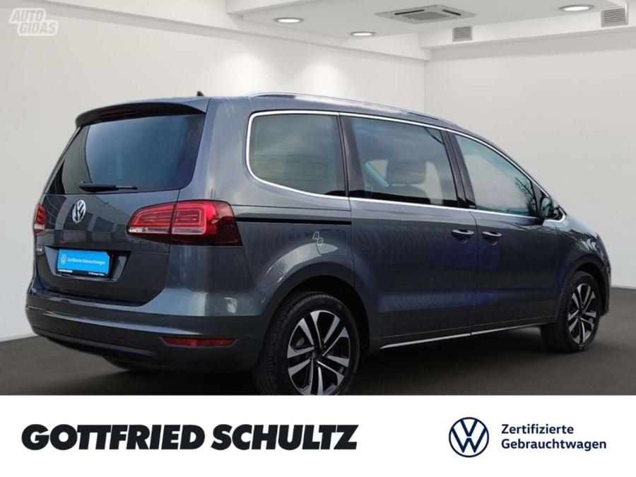 Pelēks Volkswagen Sharan 2021 Kauņa, ar dzinēja tilpumu 1.40 L un nobraukumu 45 tūkst. km par 32443 €, foto 5 vietnē AUTOMOTO.COM.LV