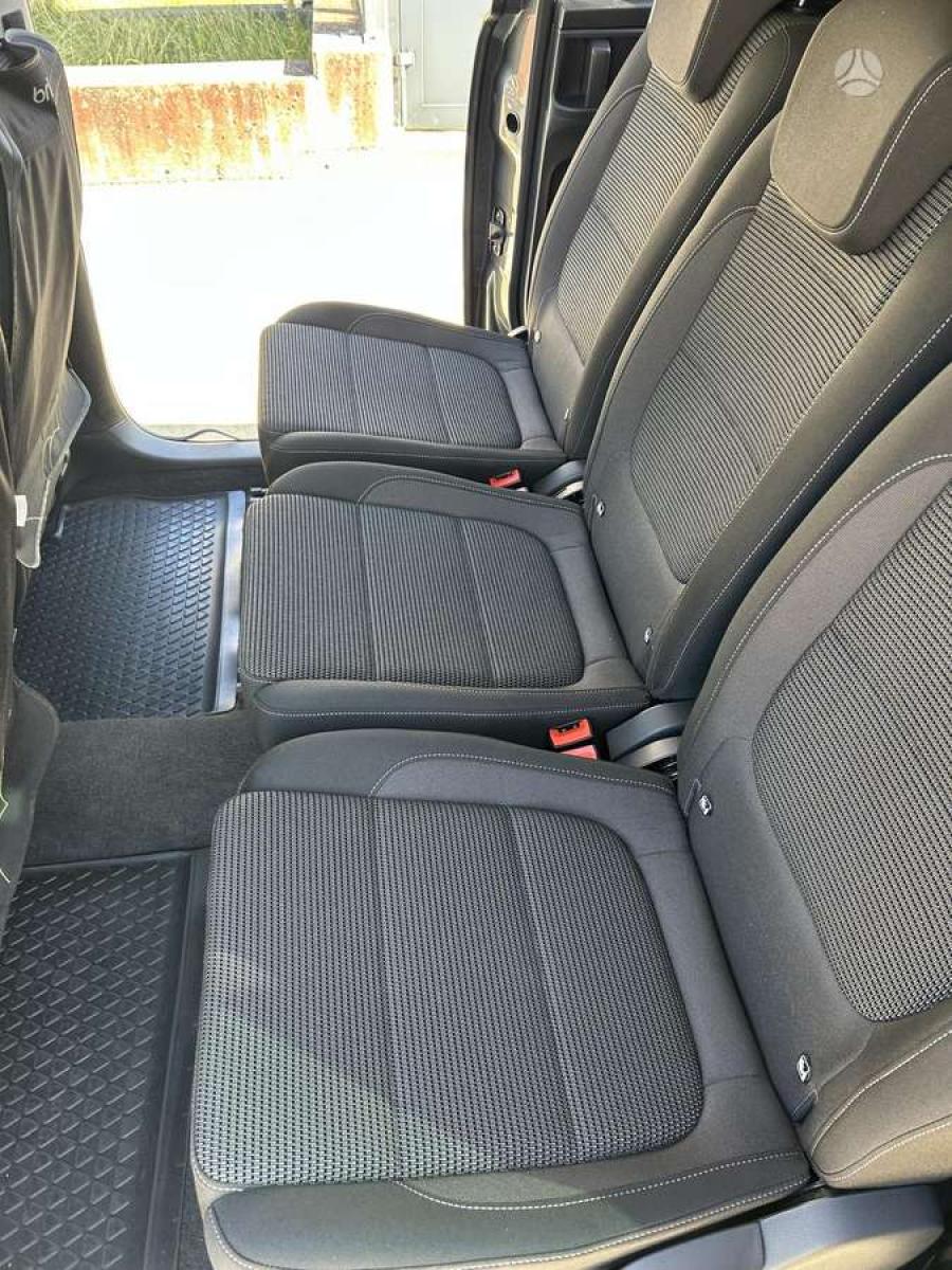 Pelēks Volkswagen Sharan 2022 Viļņa, ar dzinēja tilpumu 1.40 L un nobraukumu 85 tūkst. km par 37500 €, foto 13 vietnē AUTOMOTO.COM.LV