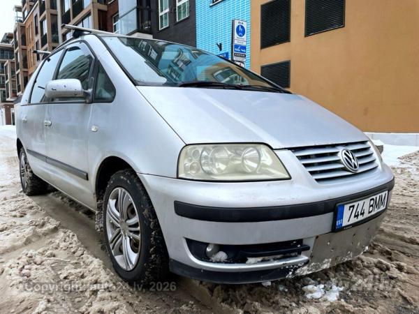 Pelēks Volkswagen Sharan 2003 Tallina, ar dzinēja tilpumu 1.90 L un nobraukumu 297 tūkst. km par 699 €, foto 2 vietnē AUTOMOTO.COM.LV