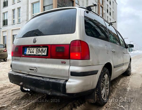Pelēks Volkswagen Sharan 2003 Tallina, ar dzinēja tilpumu 1.90 L un nobraukumu 297 tūkst. km par 699 €, foto 3 vietnē AUTOMOTO.COM.LV