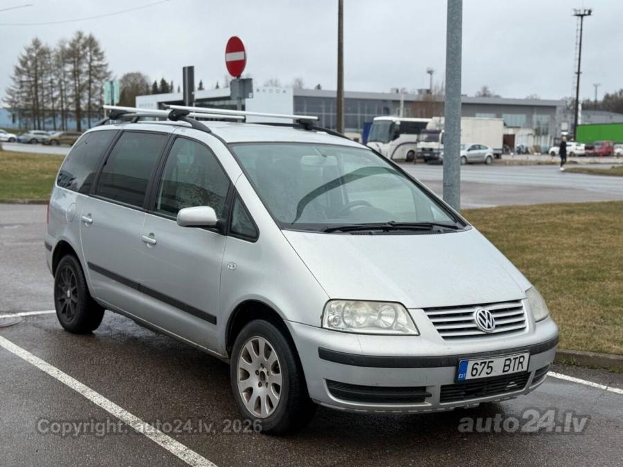 Pelēks Volkswagen Sharan 2003 Tartu, ar dzinēja tilpumu 1.90 L un nobraukumu 299 tūkst. km par 999 €, foto 1 vietnē AUTOMOTO.COM.LV