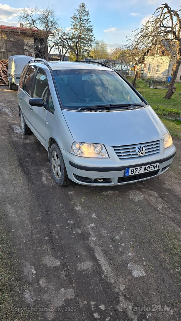 Grey Volkswagen Sharan 2003 in Tallinn, with an engine capacity of 1.90 L and mileage of 0 thousand km for 2000 €, photo 3 on AUTOMOTO.COM.LV