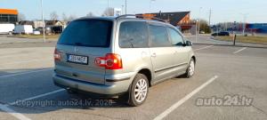 Grey Volkswagen Sharan 2004 in Tallinn, with an engine capacity of 1.90 L and mileage of 338 thousand km for 2900 €, photo 4 on AUTOMOTO.COM.LV