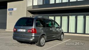 Pelēks Volkswagen Sharan 2004 Tallina, ar dzinēja tilpumu 1.90 L un nobraukumu 257 tūkst. km par 2450 €, foto 6 vietnē AUTOMOTO.COM.LV