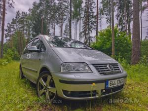 Grey Volkswagen Sharan 2005 in Tallinn, with an engine capacity of 1.90 L and mileage of 266 thousand km for 5600 €, photo  on AUTOMOTO.COM.LV