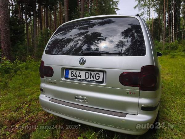 Pelēks Volkswagen Sharan 2005 Tallina, ar dzinēja tilpumu 1.90 L un nobraukumu 266 tūkst. km par 5600 €, foto 5 vietnē AUTOMOTO.COM.LV