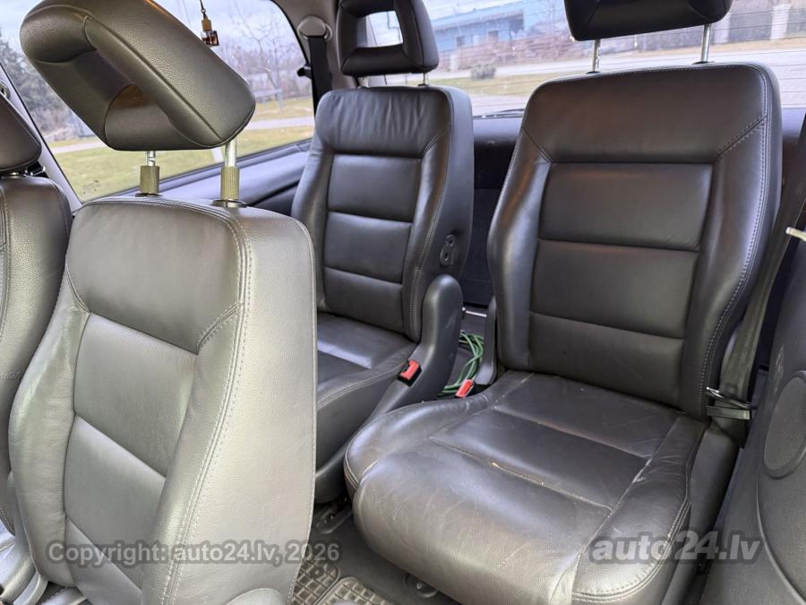 Pelēks Volkswagen Sharan 2006 Tallina, ar dzinēja tilpumu 1.90 L un nobraukumu 232 tūkst. km par 3500 €, foto 14 vietnē AUTOMOTO.COM.LV